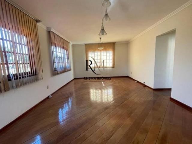 Casa para venda em Santa Mônica, Belo Horizonte