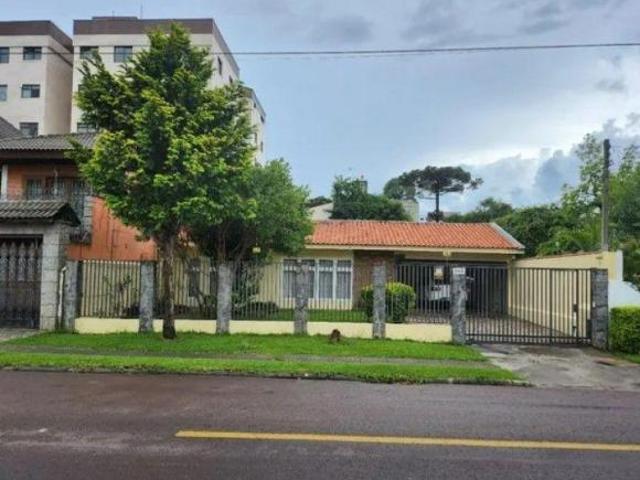 Casa para venda em Santa Quitéria de 300.00m² com 3 Quartos, 1 Suite e 4 Garagens