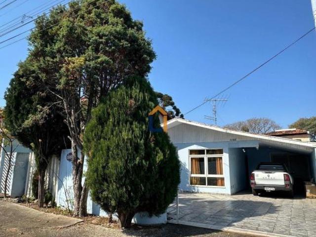 Casa para venda em Santa Quitéria de 352.00m² com 5 Quartos, 1 Suite e 3 Garagens
