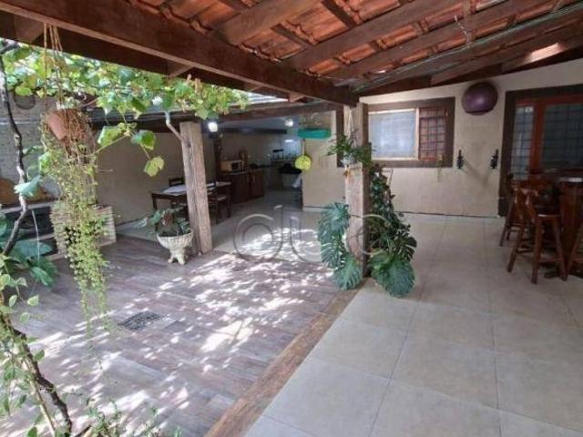 Casa para venda em Santa Rosa de 179.00m² com 2 Quartos e 6 Garagens