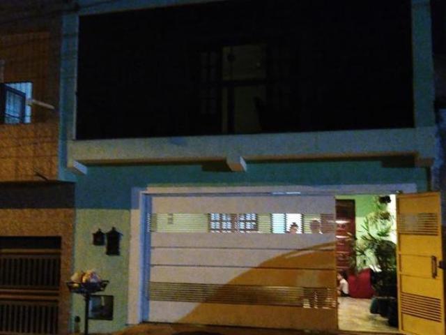 Casa para venda em Santa Terezinha de 140.00m² com 2 Quartos, 1 Suite e 2 Garagens
