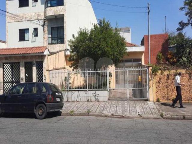 Casa para venda em Santa Terezinha de 151.00m² com 3 Quartos e 5 Garagens