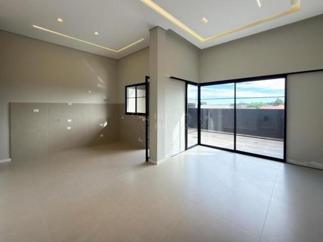 Casa para venda em Santa Terezinha de 185.00m² com 3 Quartos, 1 Suite e 2 Garagens