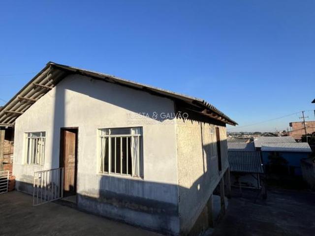 Casa para venda em Santa Terezinha de 110.00m² com 3 Quartos e 2 Garagens
