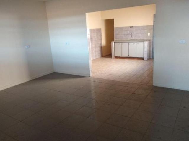 Casa para venda em Santa Terezinha de 222.00m² com 2 Quartos, 1 Suite e 2 Garagens