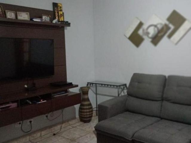 Casa para venda em Santa Terezinha de 91.00m² com 2 Quartos e 2 Garagens