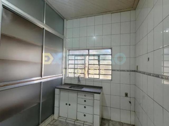 Casa para venda em Santana de 170.00m² com 2 Quartos e 2 Garagens