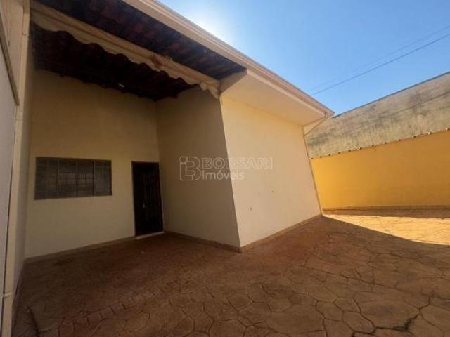 Casa para venda em Sao Jose de 95.00m² com 3 Quartos, 1 Suite e 3 Garagens