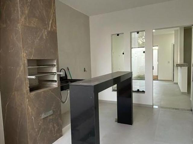 Casa para Venda em Sete Lagoas, Nova Serrana, 2 dormitórios, 1 suíte, 1 banheiro, 2 vagas