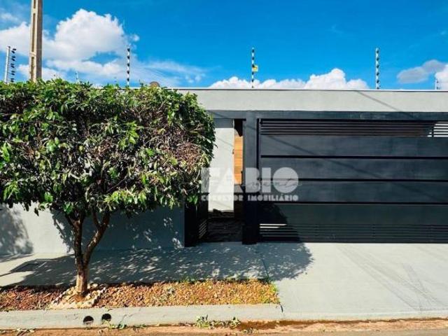Casa para venda em Setparque Avenida 2 de 140.00m² com 3 Quartos, 1 Suite e 2 Garagens