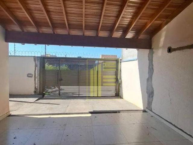 Casa para venda em Setparque Avenida 2 de 140.00m² com 3 Quartos, 1 Suite e 2 Garagens