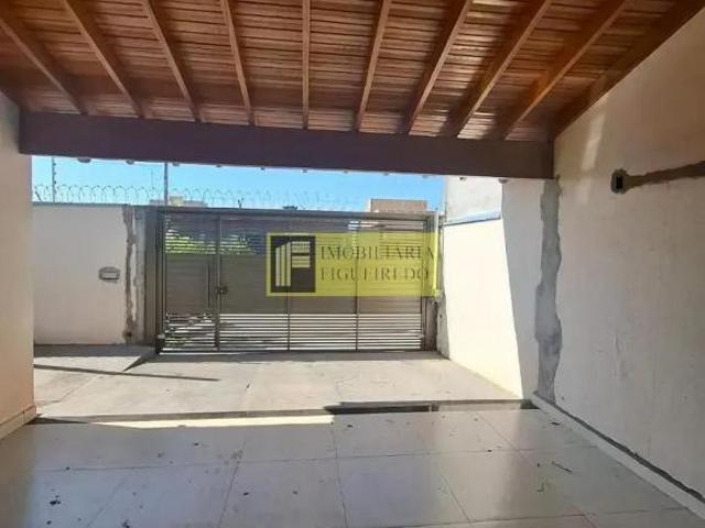 Casa para venda em Setparque Avenida 2 de 140.00m² com 3 Quartos, 1 Suite e 2 Garagens