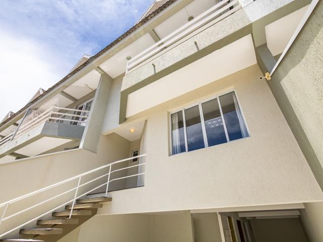 Casa para venda em Seminário em Curitiba Paraná de 213.00m² com 3 Quartos, 1 Suíte e 4 Garagens
