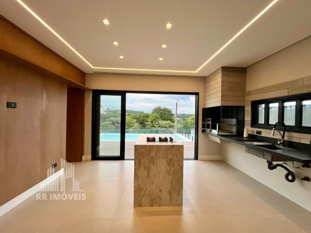 Casa para venda em Sítio Do Morro em Santana De Parnaíba São Paulo de 335.00m² com 3 Quartos, 3 Suítes e 4 Garagens