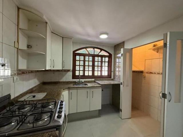 Casa para venda em Sumaré com 4 quartos, sendo 2 suítes, 224m²