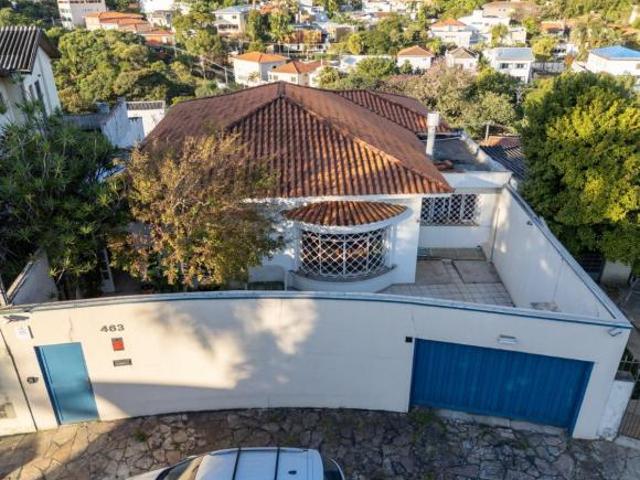 Casa para venda em Sumaré com 4 quartos, sendo 2 suítes, 253m²