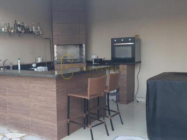 Casa para venda em Sumarezinho de 209.00m² com 2 Quartos, 1 Suite e 2 Garagens