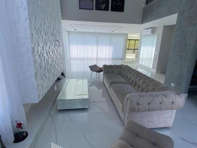 Casa para venda em Suru de 430.00m² com 4 Quartos, 4 Suites e 4 Garagens