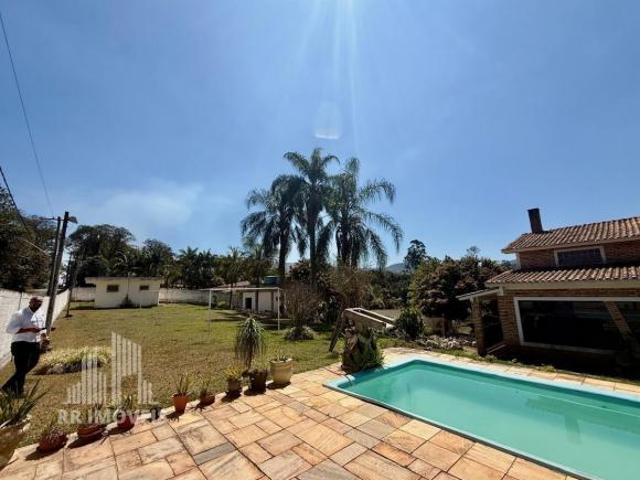 Casa para venda em Suru de 700.00m² com 5 Quartos, 1 Suite e 10 Garagens
