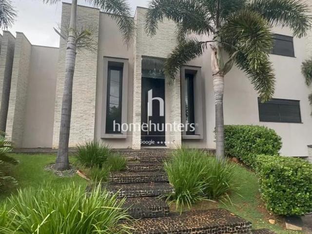 Casa para venda em Swiss Park de 724.28m² com 4 Quartos, 3 Suites e 10 Garagens