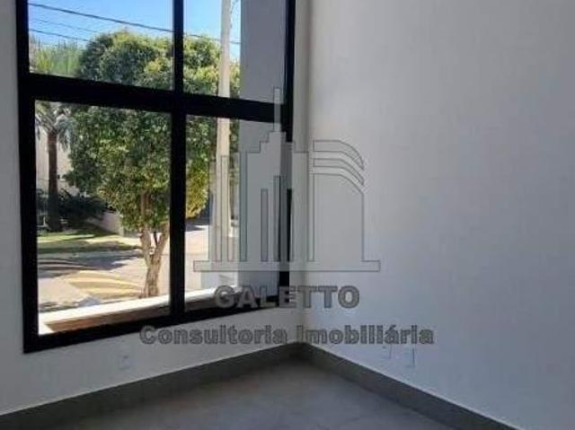 Casa para venda em Swiss Park de 200.00m² com 3 Quartos, 3 Suites e 2 Garagens