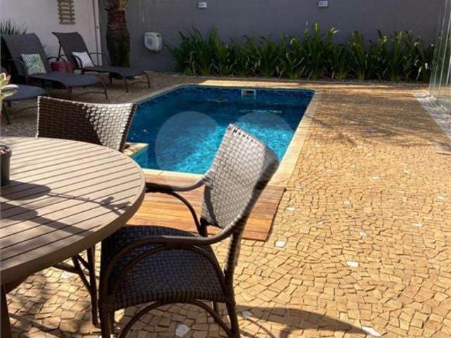 Casa para venda em Swiss Park de 291.00m² com 4 Quartos, 4 Suites e 4 Garagens