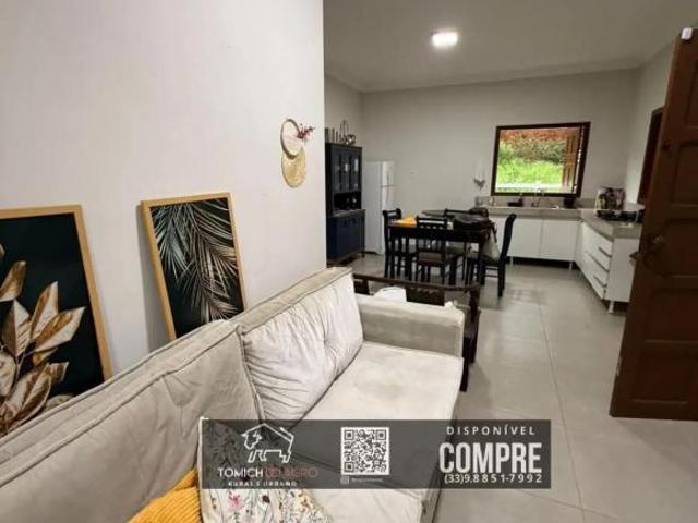 Casa para venda em Poté