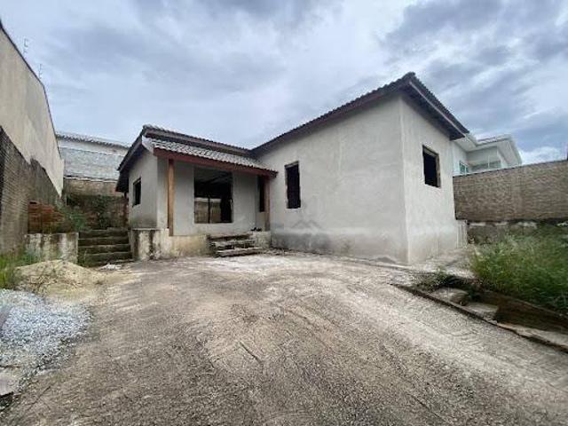 Casa para venda em Pouso Alegre