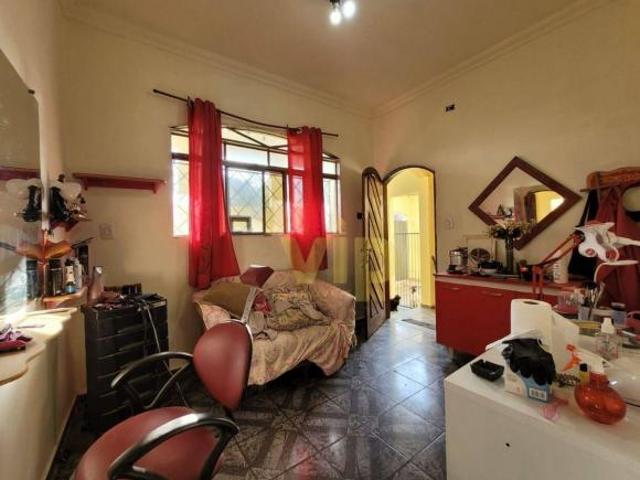 Casa para venda em Pouso Alegre