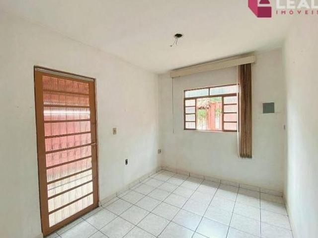 Casa para venda em Pouso Alegre