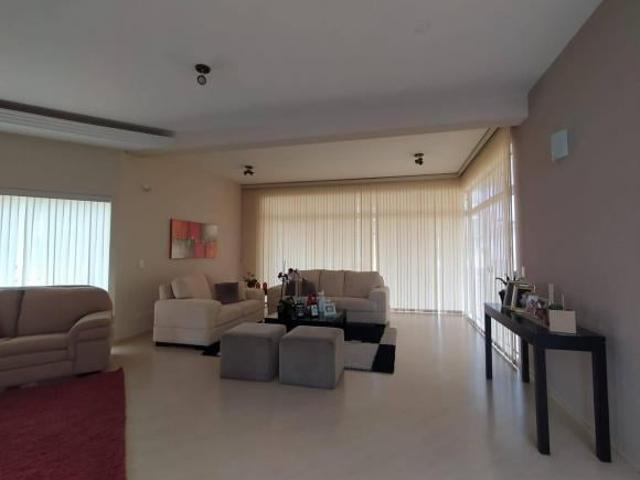 Casa para venda em Poços de Caldas