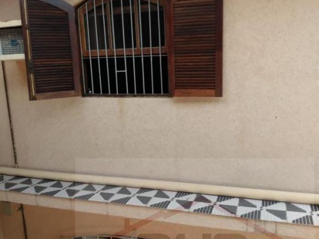 Casa para Venda em Poá, Vila Perreli, 3 dormitórios, 1 suíte, 3 banheiros, 6 vagas