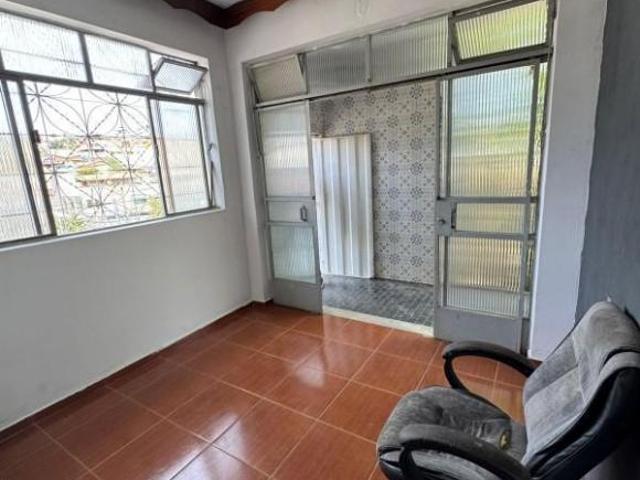 Casa para venda em Pompéia, Belo Horizonte