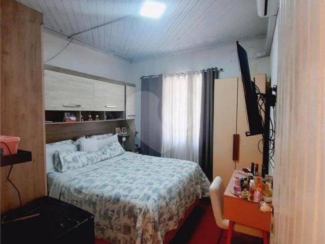 Casa para venda em Ponte De São João de 215.00m² com 4 Quartos e 4 Garagens