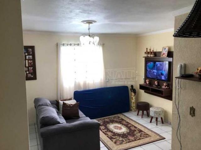 Casa para venda em Popular de 176.00m² com 2 Quartos, 1 Suite e 2 Garagens
