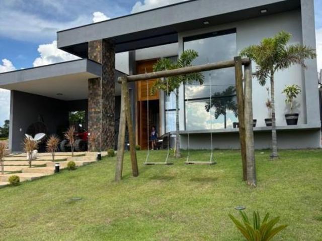 Casa para Venda em Porangaba, Ninho Verde I Eco Residence, 3 dormitórios, 2 suítes, 3 banheiros, 2 v