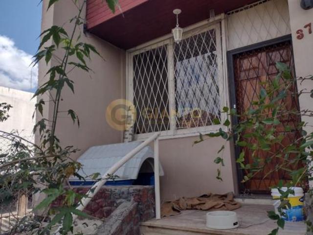 Casa para Venda em Porto Alegre, Petrópolis, 3 dormitórios, 4 banheiros, 1 vaga