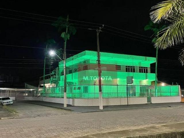 Casa para venda em Porto Novo de 1500.00m² com 13 Quartos, 13 Suites e 11 Garagens