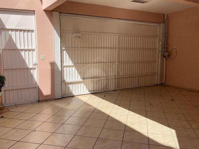 Casa para venda em Portais Dos Ipês de 140.00m² com 3 Quartos, 1 Suite e 2 Garagens
