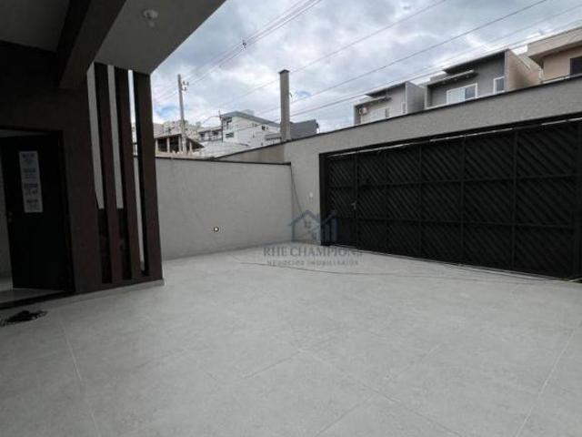 Casa para venda em Portais polvilho de 220.00m² com 3 Quartos, 3 Suites e 2 Garagens