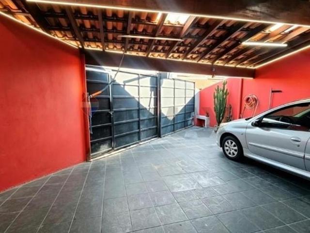 Casa para venda em Portal De Santa Fé de 164.00m² com 2 Quartos, 1 Suite e 2 Garagens