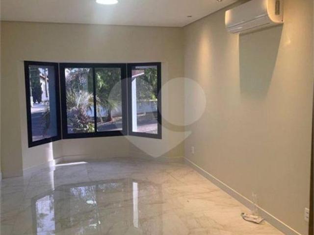 Casa para venda em Portal Do Paraíso I de 303.00m² com 3 Quartos, 3 Suites e 4 Garagens