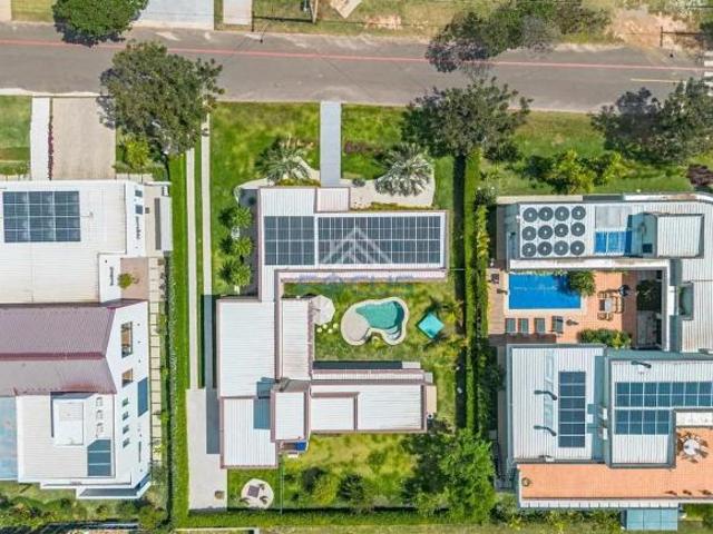 Casa para venda em Portal Japy de 330.00m² com 3 Quartos, 2 Suites e 6 Garagens