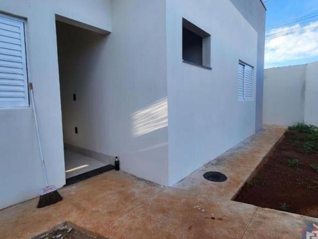 Casa para venda em Patos de Minas
