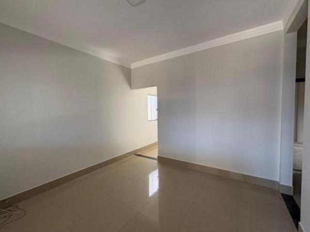 Casa para Venda em Patos de Minas, Boa Vista, 3 dormitórios, 2 suítes, 2 vagas