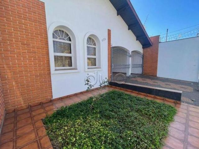 Casa para venda em Paulista de 195.00m² com 4 Quartos, 1 Suite e 4 Garagens