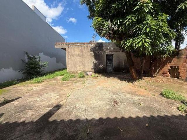 Casa para venda em Pacaembu de 149.00m² com 1 Quarto e 3 Garagens