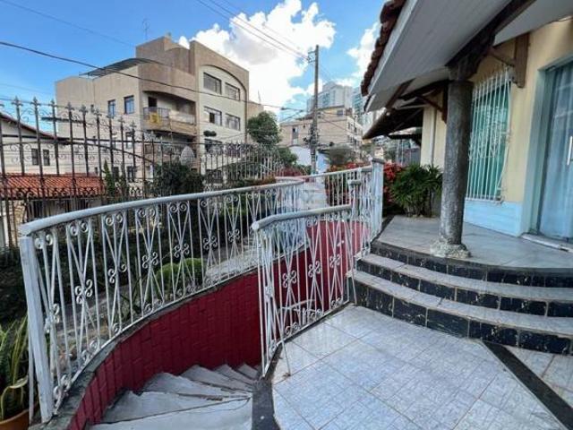 Casa para venda em Palmares de 439.00m² com 6 Quartos, 2 Suites e 4 Garagens