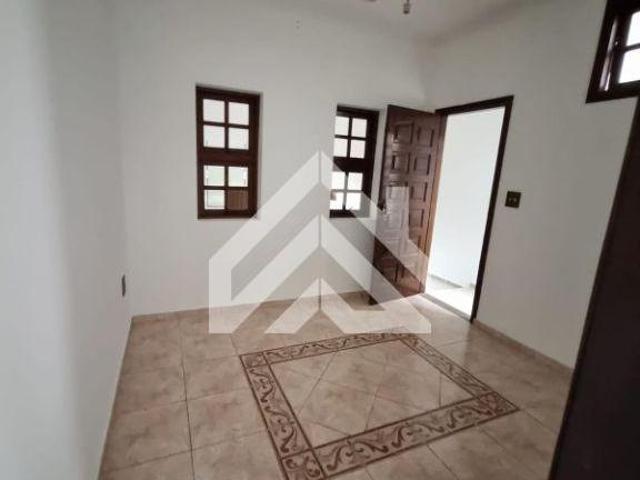 Casa para venda em Parque Mãe Preta de 100.00m² com 2 Quartos e 2 Garagens