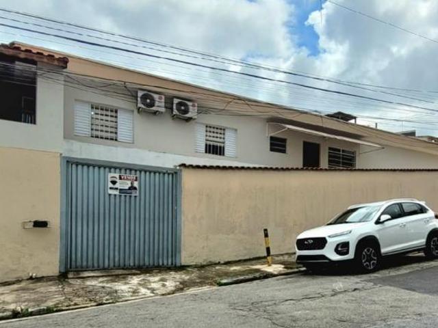 Casa para venda em Parque Novo Oratório com 2 quartos, sendo 1 suíte, 111m²